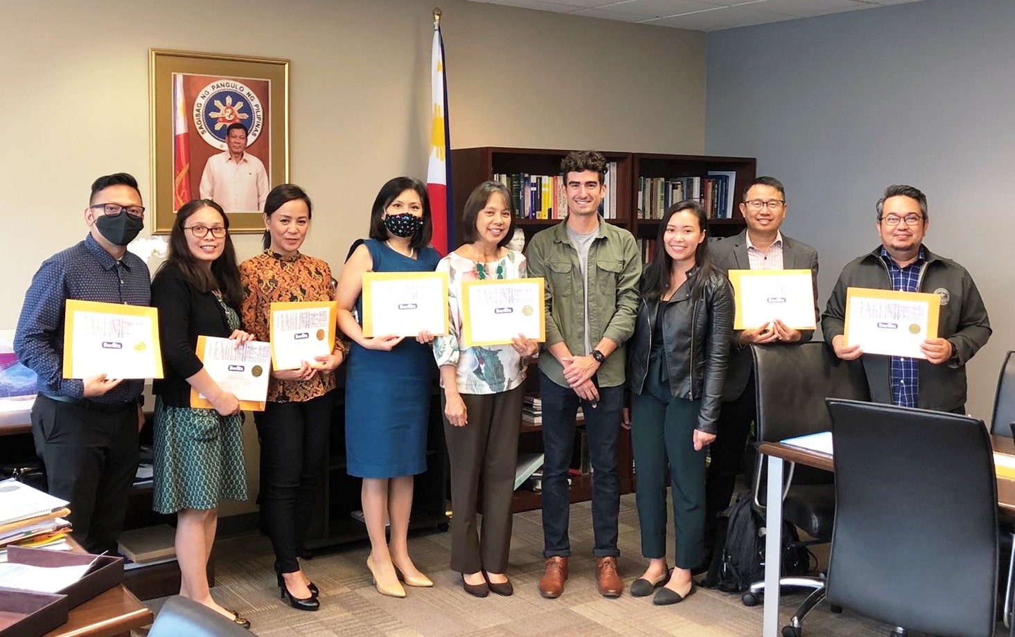 Vancouver PCG Personnel Receive their Certificates of Completion for ...