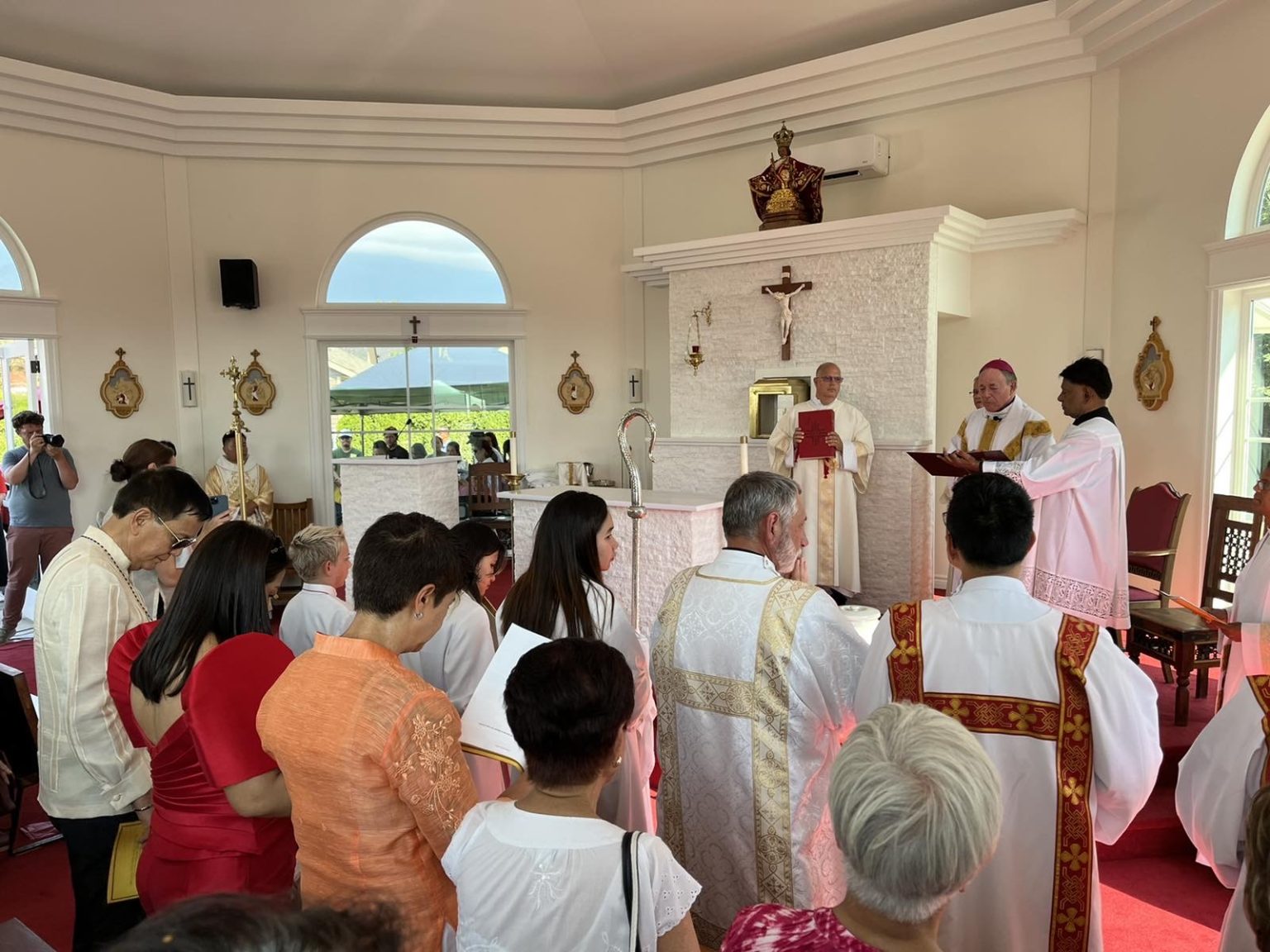 Filipino Community Members Gather for the Enthronement of Sto. Niño de ...