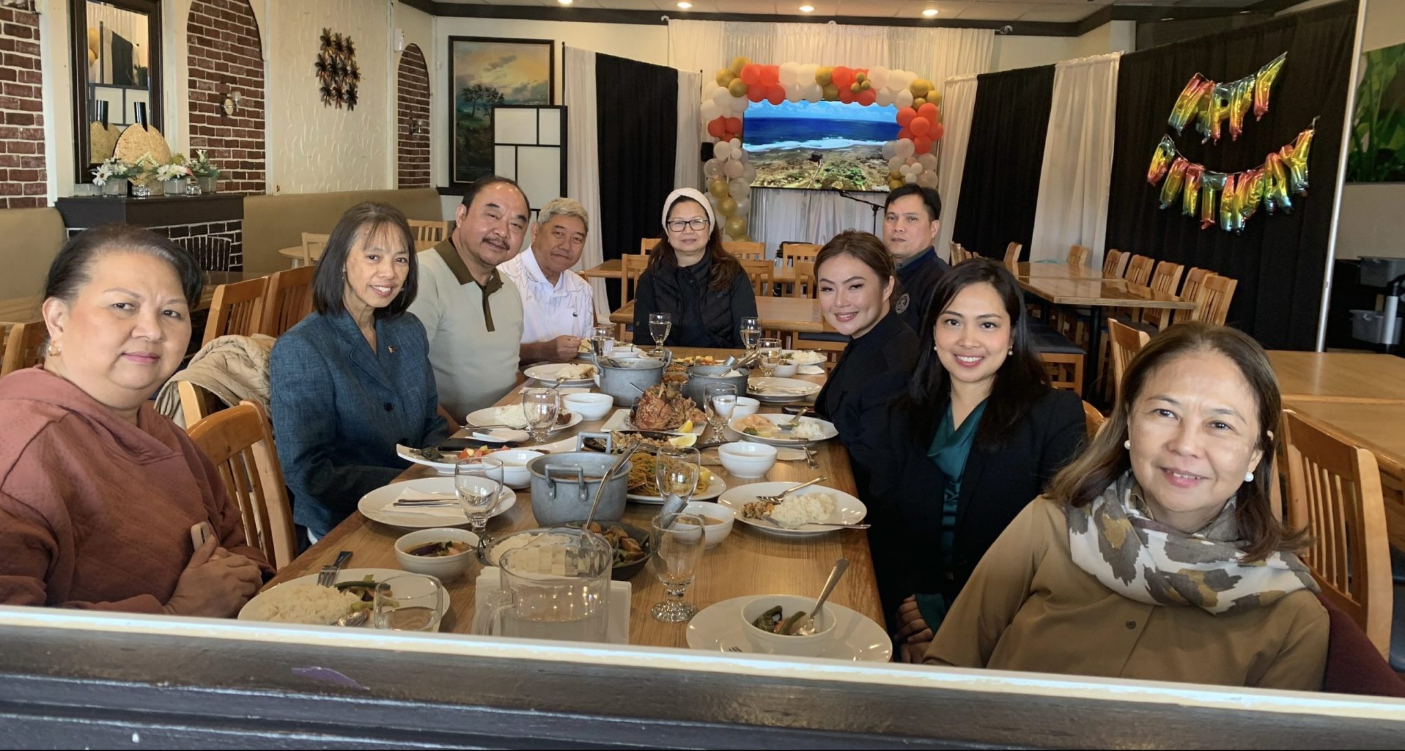 Consul General Arlene Magno Visits Filipino Restaurant Grandt Kitchen ...