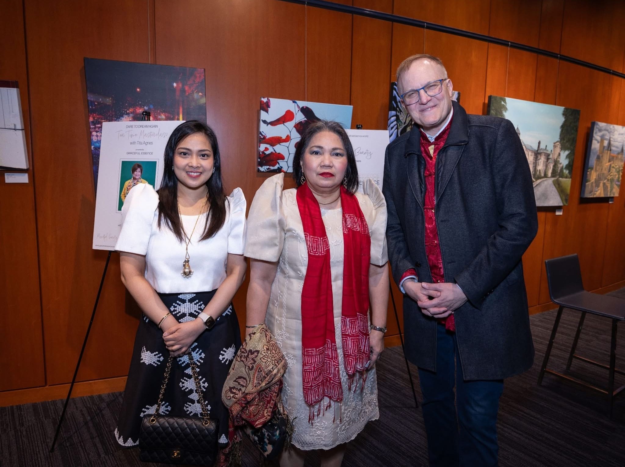 Candidates of the Ms. Filipinas Worldwide Canada Visit the Philippine ...