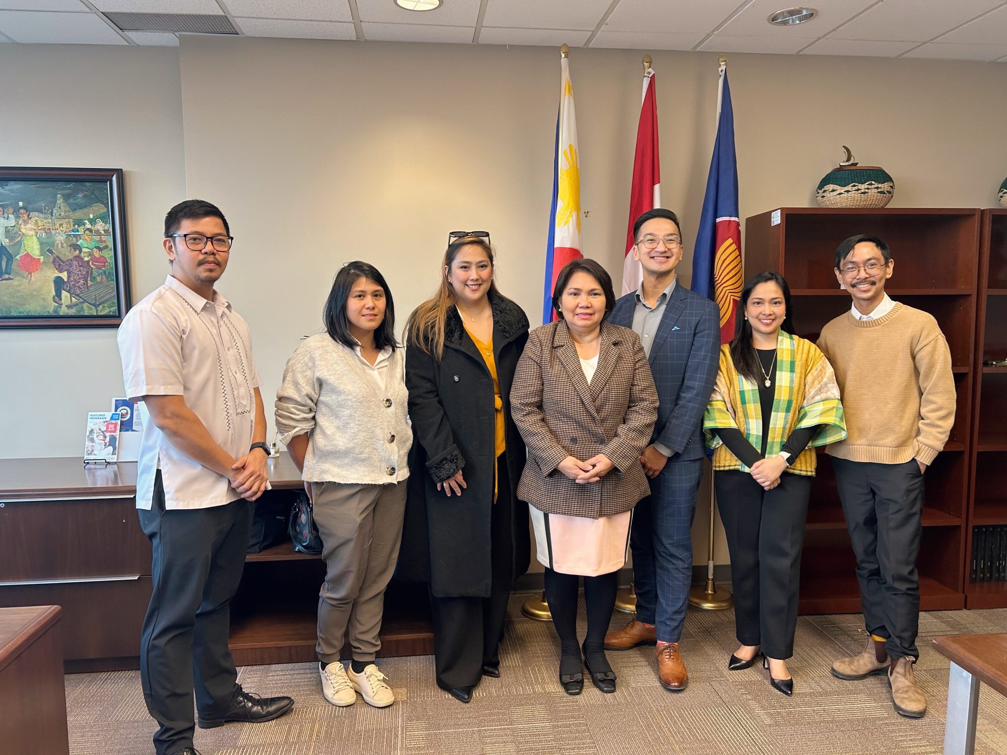Philippine Consul General in Vancouver Receives Mabuhay House Society ...